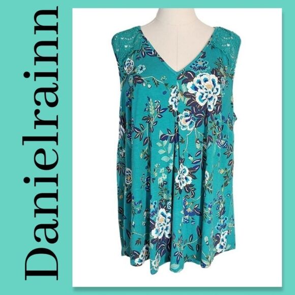 Daniel Rainn | Tops | Nwt Daniel Rainn Green Floral Knitblouse With ...